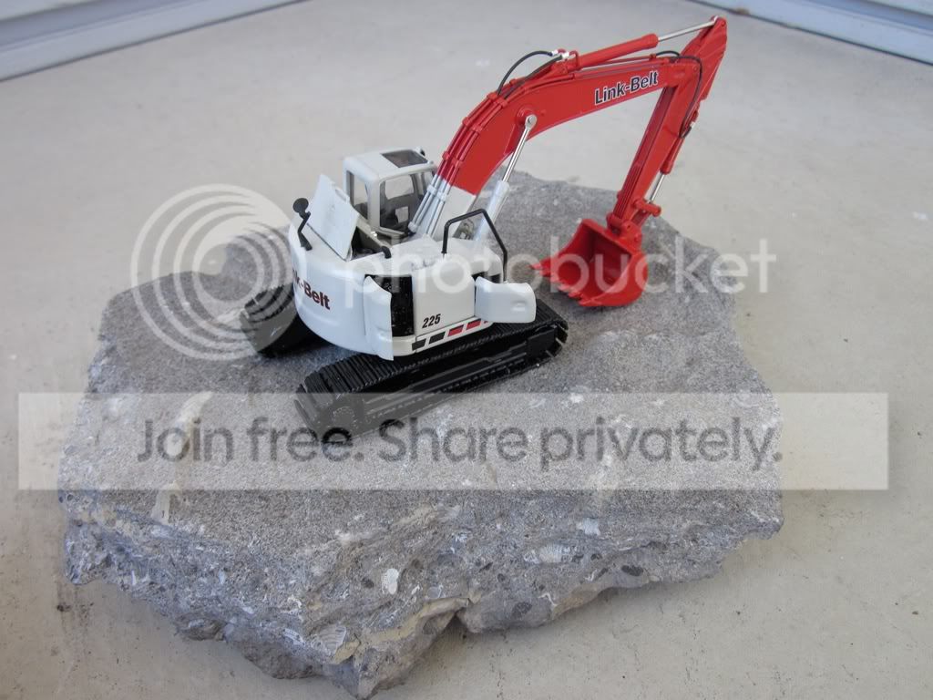 Custom 1/50 Scale Link-Belt 225 Excavator - General Topics - DHS Forum